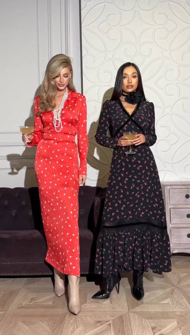 Платье с кружевом